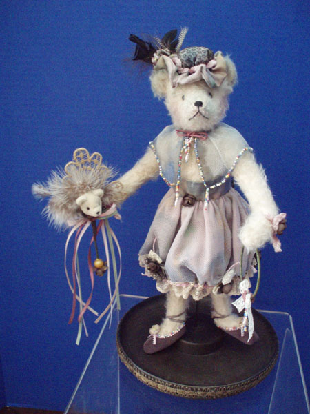 Susan Quinlan Doll & Teddy Bear Museum & Library